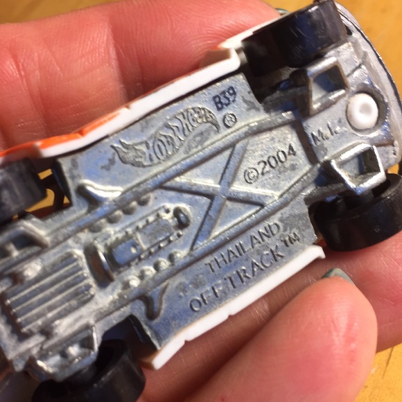 Hot Wheels | Other | Off Track Car Toy Hot Wheels Thailand 204 | Poshmark